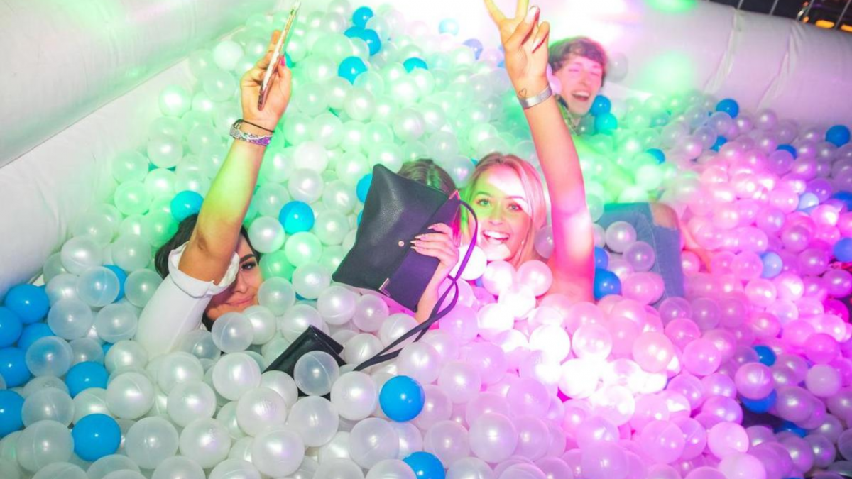Picking That Perfect Ball Pit - Large Ballpit Hire