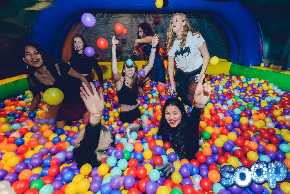 Picking That Perfect Ball Pit - Large Ballpit Hire
